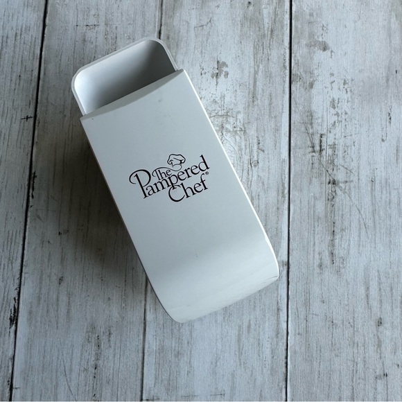 The Pampered Chef | Kitchen | Preowned The Pampered Chef Adjustable ...